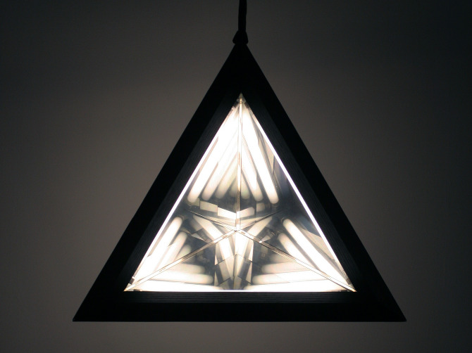 Rosie Li : Stella Triangle Sconce – Studio Flodeau